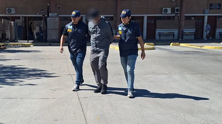 Tenía orden de captura y fue detenido en Puerto Madryn