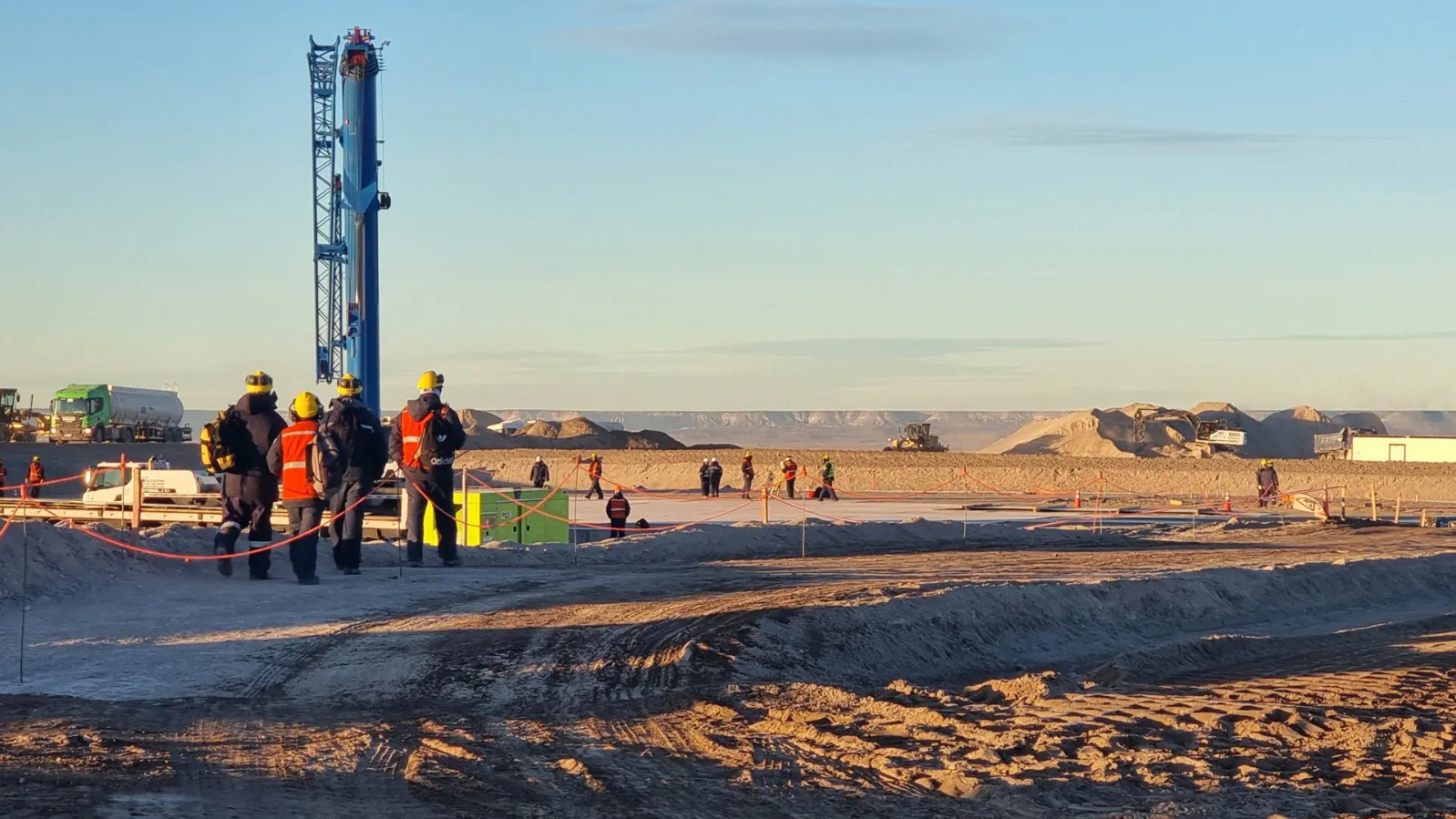 Construyen las estaciones de bombeo del oleoducto Vaca Muerta Sur